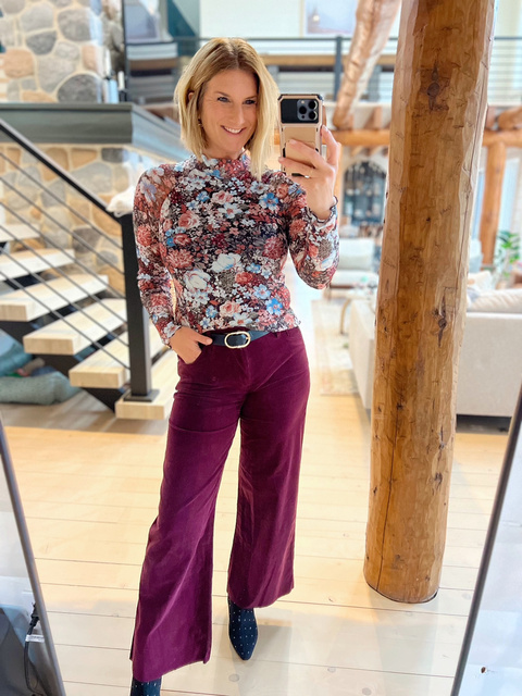 @livinginyellow | TapTo.Shop